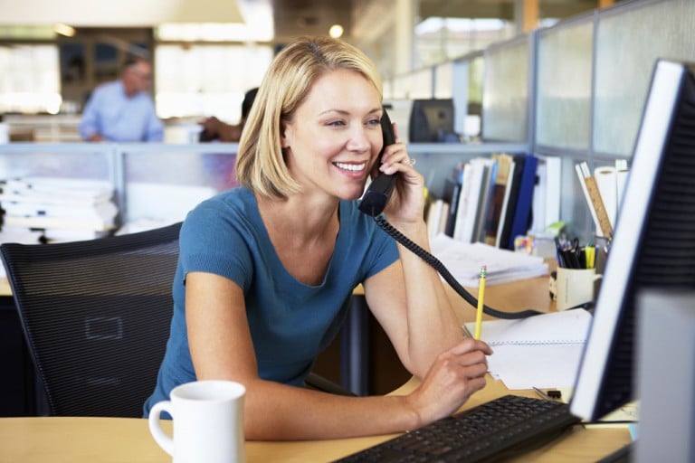 Freundlich und effektiv: Wie Sie professionell telefonieren | sekretaria